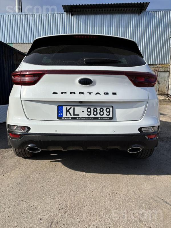 Balts Kia Sportage 2021 Rīga, ar dzinēja tilpumu 1.60 L un nobraukumu 135 tūkst. km par 15700 €, foto 5 vietnē AUTOMOTO.COM.LV
