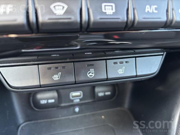 Balts Kia Sportage 2021 Rīga, ar dzinēja tilpumu 1.60 L un nobraukumu 135 tūkst. km par 15700 €, foto 8 vietnē AUTOMOTO.COM.LV