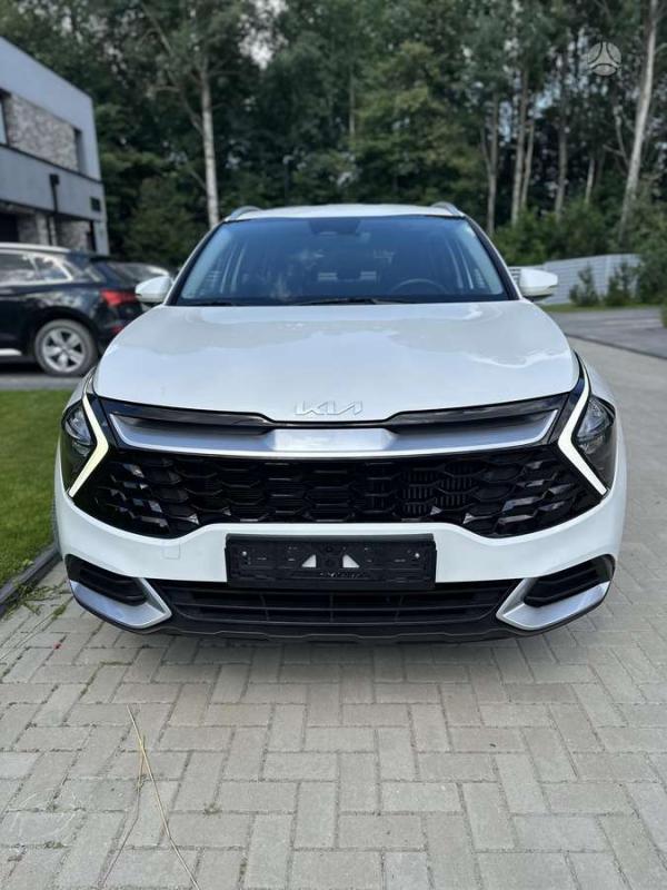 Белый Киа Sportage 2021 в Вильнюс, объемом двигателя 1.60 л и пробегом 145 тыс. км за 12250 €, фото 2 на AUTOMOTO.COM.LV