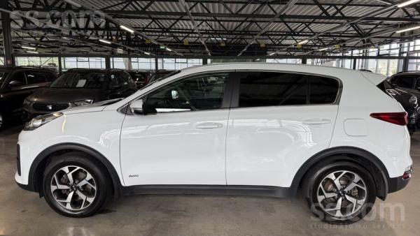 Белый Киа Sportage 2021 в Рига, объемом двигателя 1.60 л и пробегом 117 тыс. км за 15900 €, фото 2 на AUTOMOTO.COM.LV
