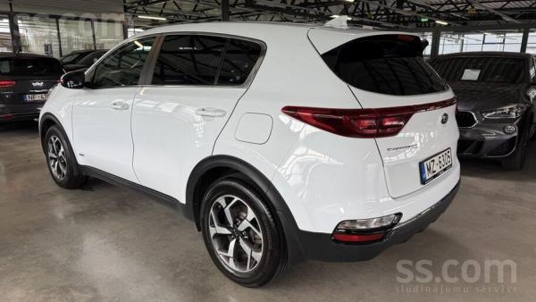 Белый Киа Sportage 2021 в Рига, объемом двигателя 1.60 л и пробегом 117 тыс. км за 15900 €, фото 3 на AUTOMOTO.COM.LV