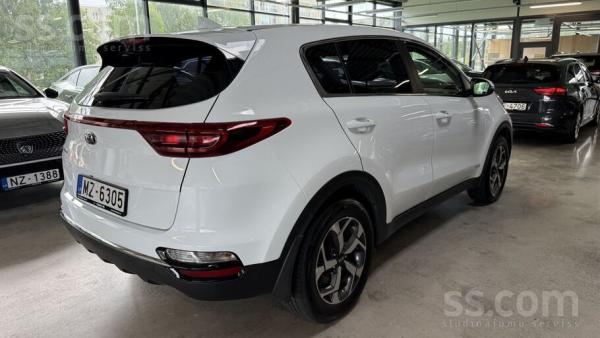 Белый Киа Sportage 2021 в Рига, объемом двигателя 1.60 л и пробегом 117 тыс. км за 15900 €, фото 4 на AUTOMOTO.COM.LV
