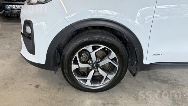 Белый Киа Sportage 2021 в Рига, объемом двигателя 1.60 л и пробегом 117 тыс. км за 15900 €, фото 7 на AUTOMOTO.COM.LV