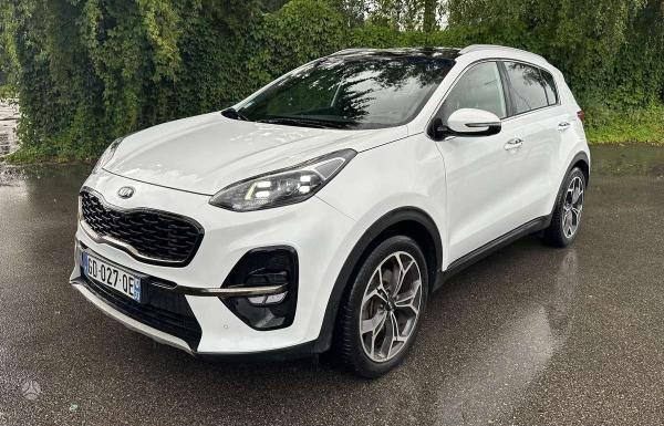 Balts Kia Sportage 2021 Prienai, ar dzinēja tilpumu 1.60 L un nobraukumu 124 tūkst. km par 12800 €, foto 2 vietnē AUTOMOTO.COM.LV