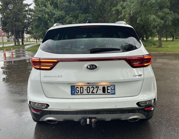 Balts Kia Sportage 2021 Prienai, ar dzinēja tilpumu 1.60 L un nobraukumu 124 tūkst. km par 12800 €, foto 6 vietnē AUTOMOTO.COM.LV