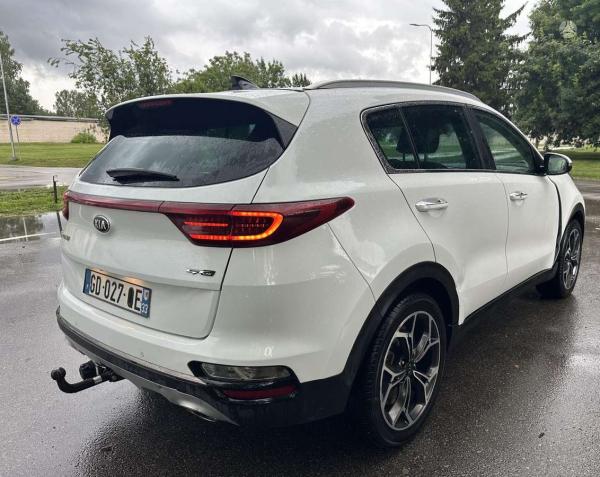 Balts Kia Sportage 2021 Prienai, ar dzinēja tilpumu 1.60 L un nobraukumu 124 tūkst. km par 12800 €, foto 7 vietnē AUTOMOTO.COM.LV