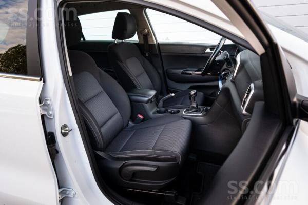 Balts Kia Sportage 2021 Rīga, ar dzinēja tilpumu 1.60 L un nobraukumu 178 tūkst. km par 11950 €, foto 7 vietnē AUTOMOTO.COM.LV