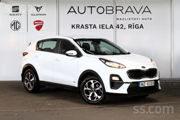White Kia Sportage 2021 in Riga, with an engine capacity of 1.60 L and mileage of 93 thousand km for 16200 €, photo 7 on AUTOMOTO.COM.LV