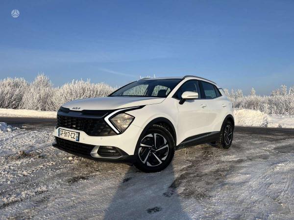 Белый Киа Sportage 2022 в Тельшяй, объемом двигателя 1.60 л и пробегом 83 тыс. км за 21700 €, фото 7 на AUTOMOTO.COM.LV