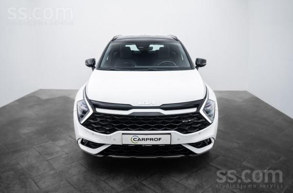 White Kia Sportage 2022 in Tallinn, with an engine capacity of 1.60 L and mileage of 58 thousand km for 29999 €, photo 2 on AUTOMOTO.COM.LV