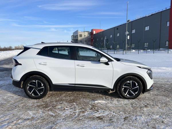 Balts Kia Sportage 2022 Telšiai, ar dzinēja tilpumu 1.60 L un nobraukumu 83 tūkst. km par 20750 €, foto 3 vietnē AUTOMOTO.COM.LV