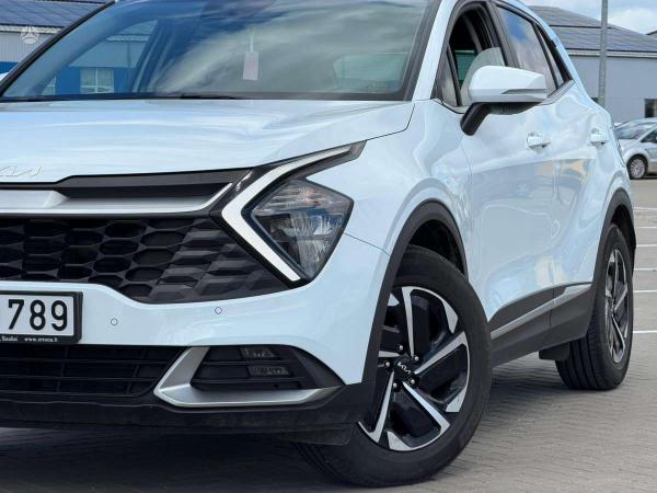 Белый Киа Sportage 2022 в Таураге, объемом двигателя 1.60 л и пробегом 31 тыс. км за 21800 €, фото 5 на AUTOMOTO.COM.LV