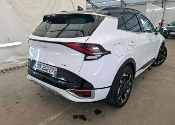 Balts Kia Sportage 2022 Viļņa, ar dzinēja tilpumu 1.60 L un nobraukumu 96 tūkst. km par 28990 €, foto 2 vietnē AUTOMOTO.COM.LV