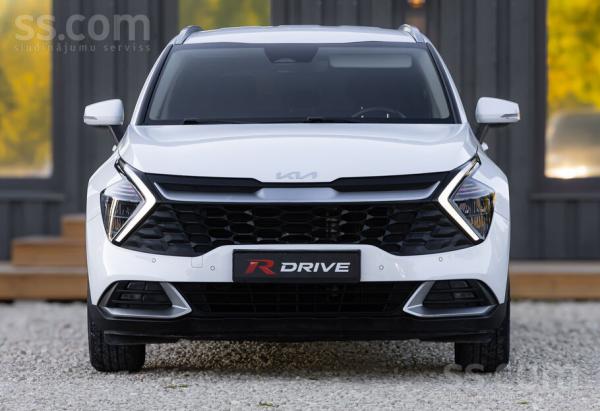 Белый Киа Sportage 2022 в Елгава, объемом двигателя 1.60 л и пробегом 225 тыс. км за 16300 €, фото 3 на AUTOMOTO.COM.LV