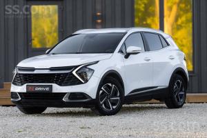 White Kia Sportage 2022 in Jelgava, with an engine capacity of 1.60 L and mileage of 225 thousand km for 16300 €, photo 5 on AUTOMOTO.COM.LV