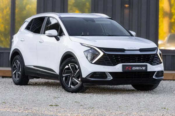 Белый Киа Sportage 2022 в Елгава, объемом двигателя 1.60 л и пробегом 225 тыс. км за 16300 €, фото 2 на AUTOMOTO.COM.LV