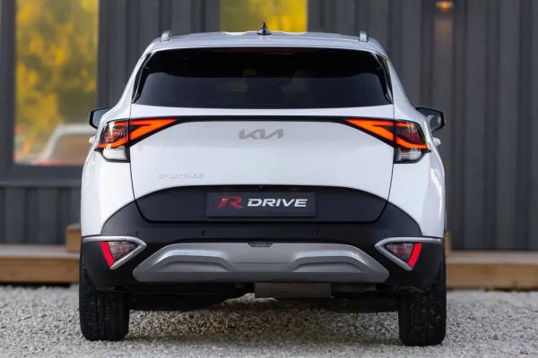 Белый Киа Sportage 2022 в Елгава, объемом двигателя 1.60 л и пробегом 225 тыс. км за 16300 €, фото 6 на AUTOMOTO.COM.LV