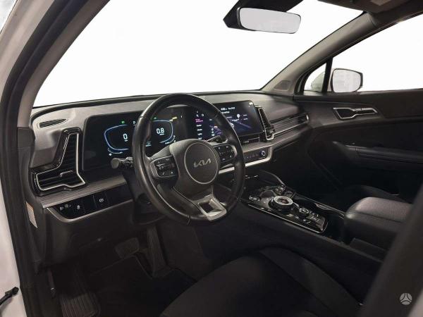 Белый Киа Sportage 2022 в Вильнюс, объемом двигателя 1.60 л и пробегом 43 тыс. км за 24900 €, фото 7 на AUTOMOTO.COM.LV