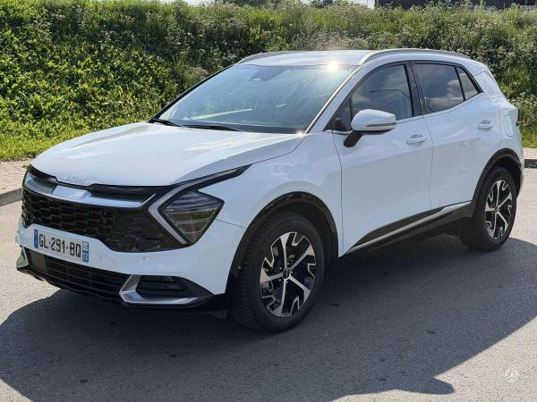 Белый Киа Sportage 2022 в Каунас, объемом двигателя 1.60 л и пробегом 140 тыс. км за 22790 €, фото 1 на AUTOMOTO.COM.LV