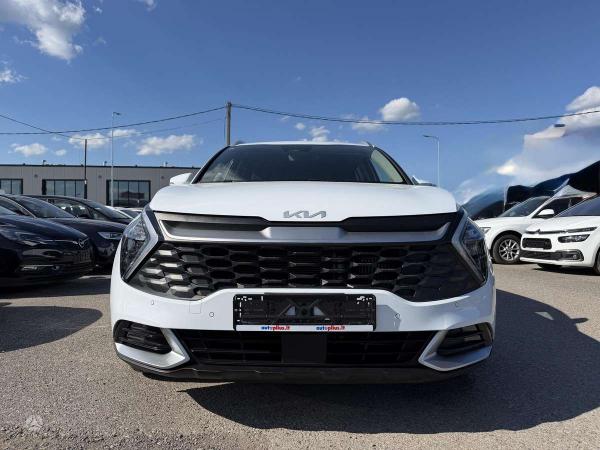 Balts Kia Sportage 2022 Kauņa, ar dzinēja tilpumu 1.60 L un nobraukumu 125 tūkst. km par 20600 €, foto 1 vietnē AUTOMOTO.COM.LV