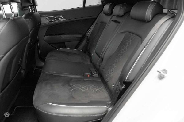 Белый Киа Sportage 2022 в Вильнюс, объемом двигателя 1.60 л и пробегом 54 тыс. км за 30900 €, фото 9 на AUTOMOTO.COM.LV