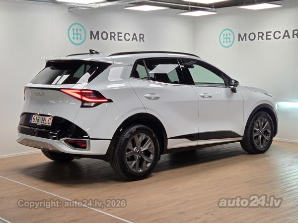 Kia Sportage 2022 Tallina vietnē Balts Kia Sportage 2022 Tallina, ar dzinēja tilpumu 1.60 L un nobraukumu 72 tūkst. km par 25900 €, foto 5 vietnē AUTOMOTO.COM.LV