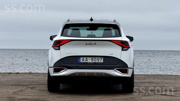Balts Kia Sportage 2022 Rīga, ar dzinēja tilpumu 1.60 L un nobraukumu 65 tūkst. km par 28990 €, foto 5 vietnē AUTOMOTO.COM.LV
