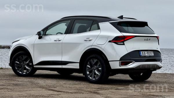 Balts Kia Sportage 2022 Rīga, ar dzinēja tilpumu 1.60 L un nobraukumu 65 tūkst. km par 28990 €, foto 6 vietnē AUTOMOTO.COM.LV