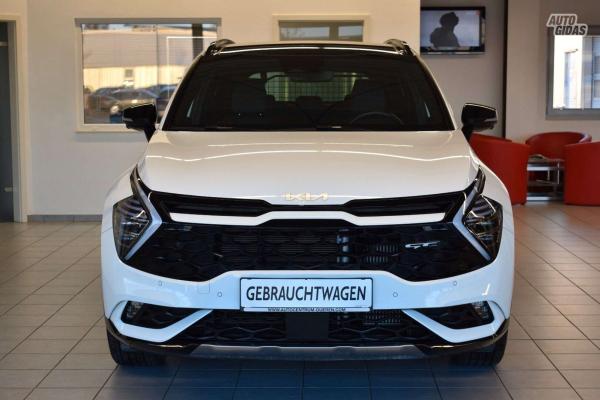 White Kia Sportage 2023 in Kaunas, with an engine capacity of 1.60 L and mileage of 48 thousand km for 32699 €, photo 3 on AUTOMOTO.COM.LV