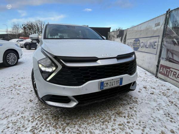 Белый Киа Sportage 2023 в Каунас, объемом двигателя 1.60 л и пробегом 185 тыс. км за 15700 €, фото 1 на AUTOMOTO.COM.LV