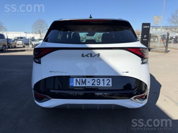 Белый Киа Sportage 2023 в Елгава, объемом двигателя 1.60 л и пробегом 98 тыс. км за 24900 €, фото 4 на AUTOMOTO.COM.LV