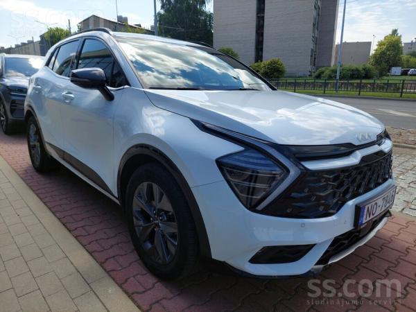 Белый Киа Sportage 2023 в Даугавпилс, объемом двигателя 1.60 л и пробегом 20 тыс. км за 29500 €, фото 3 на AUTOMOTO.COM.LV