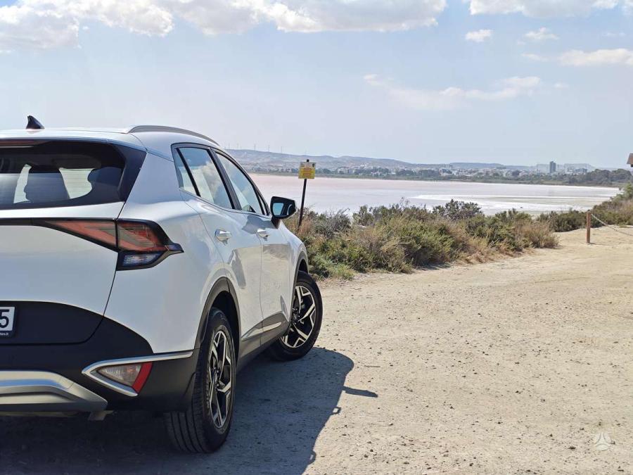Balts Kia Sportage 2023 Viļņa, ar dzinēja tilpumu 1.60 L un nobraukumu 73 tūkst. km par 20000 €, foto 7 vietnē AUTOMOTO.COM.LV