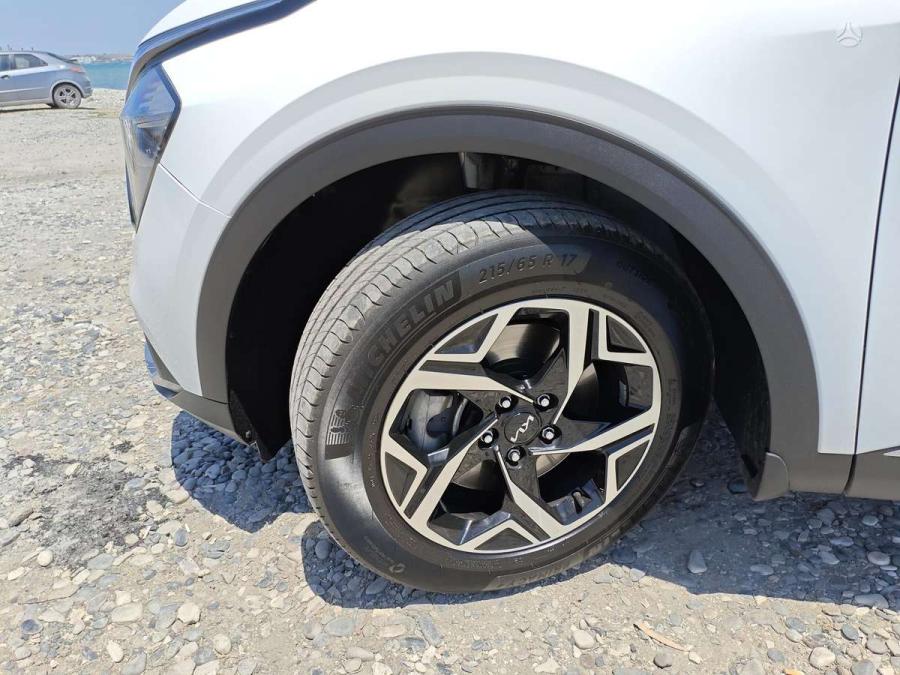 Balts Kia Sportage 2023 Viļņa, ar dzinēja tilpumu 1.60 L un nobraukumu 73 tūkst. km par 20000 €, foto 25 vietnē AUTOMOTO.COM.LV