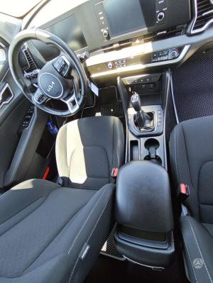 Balts Kia Sportage 2023 Viļņa, ar dzinēja tilpumu 1.60 L un nobraukumu 73 tūkst. km par 20000 €, foto 28 vietnē AUTOMOTO.COM.LV