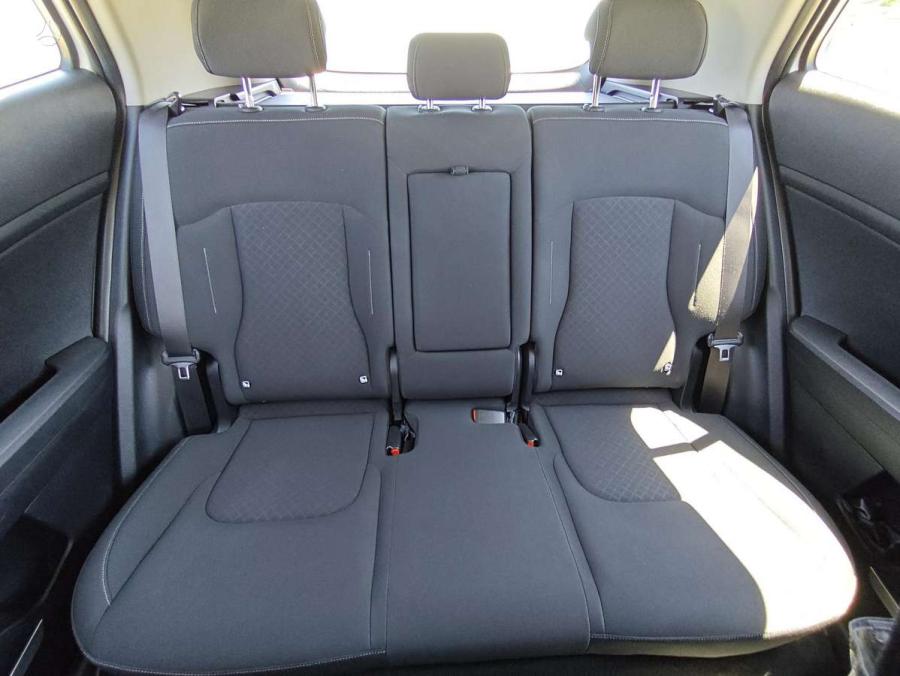Balts Kia Sportage 2023 Viļņa, ar dzinēja tilpumu 1.60 L un nobraukumu 73 tūkst. km par 20000 €, foto 29 vietnē AUTOMOTO.COM.LV