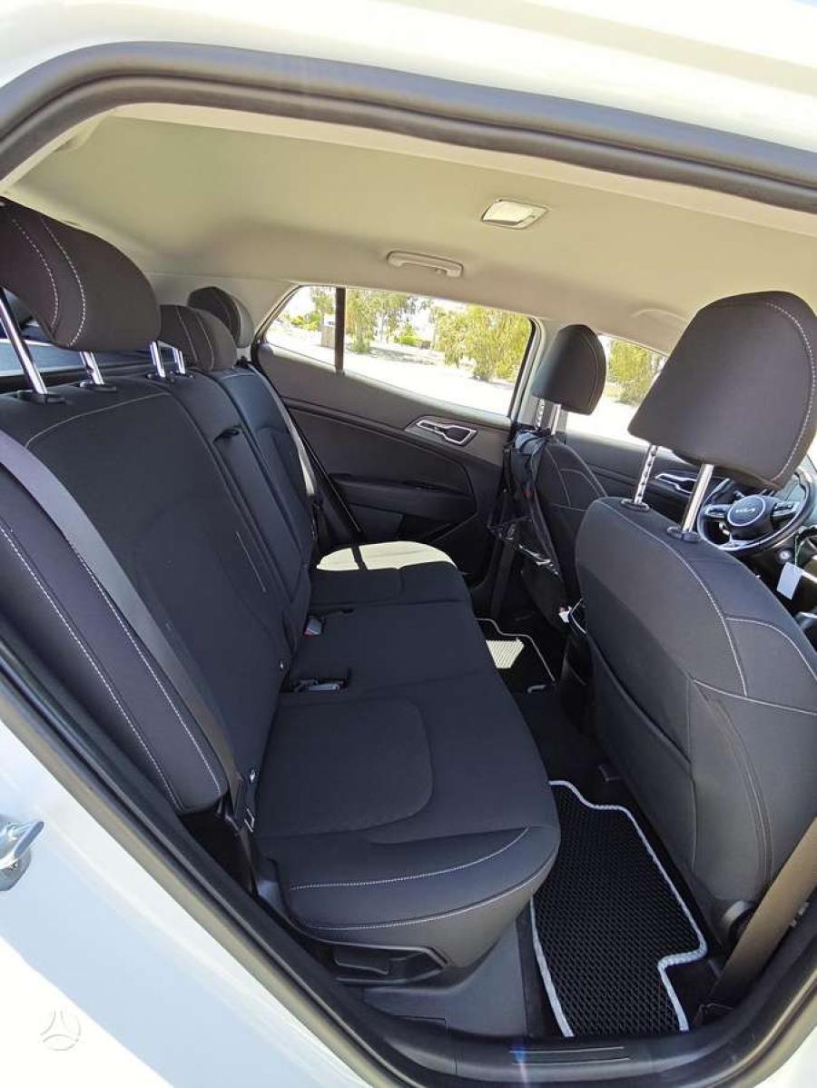 Balts Kia Sportage 2023 Viļņa, ar dzinēja tilpumu 1.60 L un nobraukumu 73 tūkst. km par 20000 €, foto 30 vietnē AUTOMOTO.COM.LV