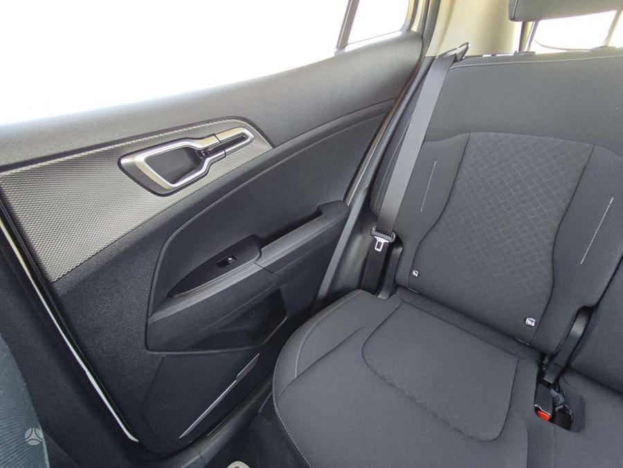 Balts Kia Sportage 2023 Viļņa, ar dzinēja tilpumu 1.60 L un nobraukumu 73 tūkst. km par 20000 €, foto 32 vietnē AUTOMOTO.COM.LV