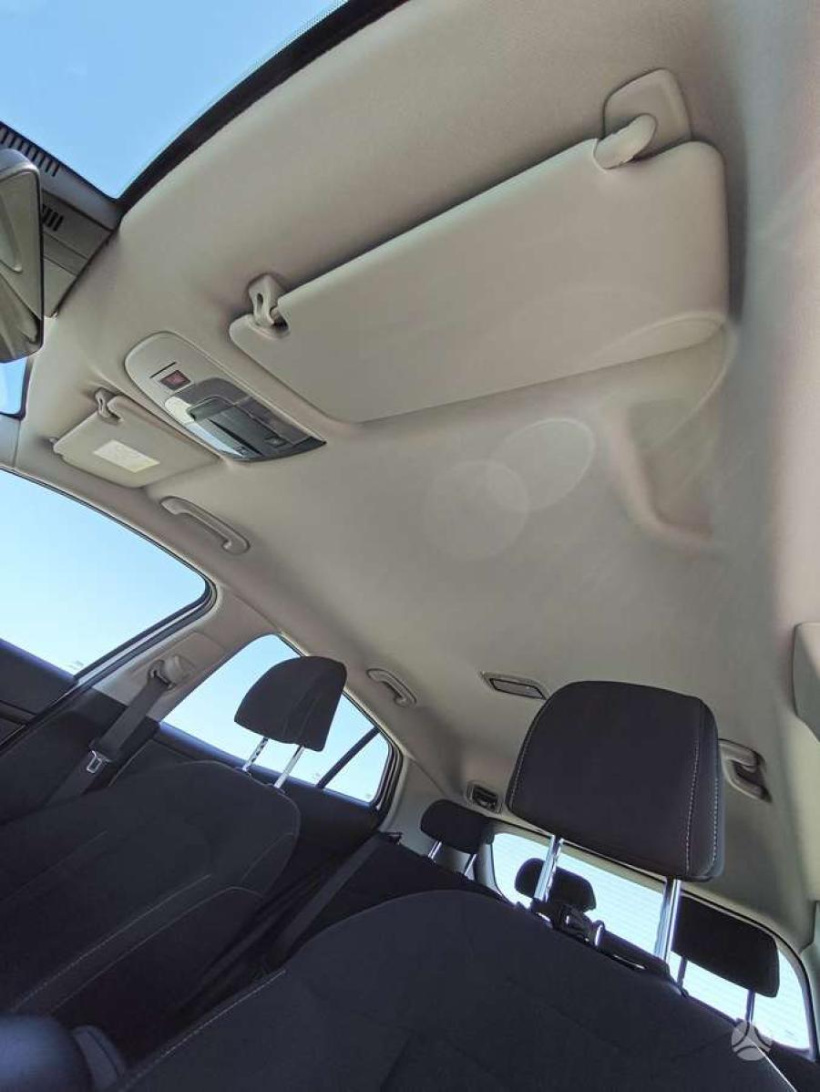 Balts Kia Sportage 2023 Viļņa, ar dzinēja tilpumu 1.60 L un nobraukumu 73 tūkst. km par 20000 €, foto 37 vietnē AUTOMOTO.COM.LV