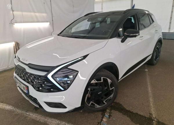 Белый Киа Sportage 2023 в Вильнюс, объемом двигателя 1.60 л и пробегом 110 тыс. км за 27990 €, фото 1 на AUTOMOTO.COM.LV