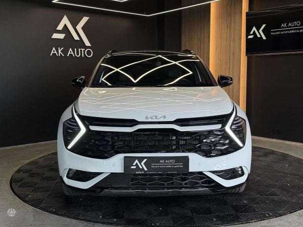 White Kia Sportage 2023 in Kaunas, with an engine capacity of 1.60 L and mileage of 68 thousand km for 31990 €, photo 4 on AUTOMOTO.COM.LV