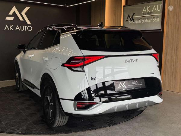 White Kia Sportage 2023 in Kaunas, with an engine capacity of 1.60 L and mileage of 68 thousand km for 31990 €, photo 9 on AUTOMOTO.COM.LV
