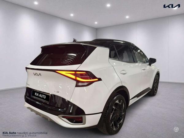 Белый Киа Sportage 2023 в Вильнюс, объемом двигателя 1.60 л и пробегом 46 тыс. км за 28900 €, фото 2 на AUTOMOTO.COM.LV