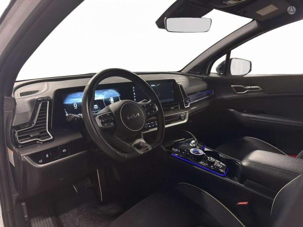 Белый Киа Sportage 2023 в Вильнюс, объемом двигателя 1.60 л и пробегом 46 тыс. км за 28900 €, фото 6 на AUTOMOTO.COM.LV