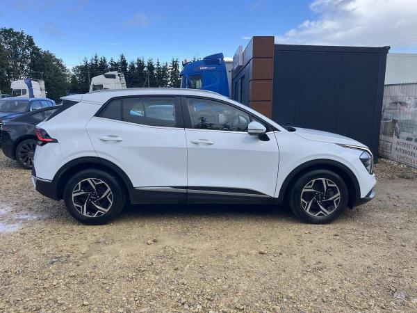 Белый Киа Sportage 2023 в Каунас, объемом двигателя 1.60 л и пробегом 185 тыс. км за 16450 €, фото 6 на AUTOMOTO.COM.LV
