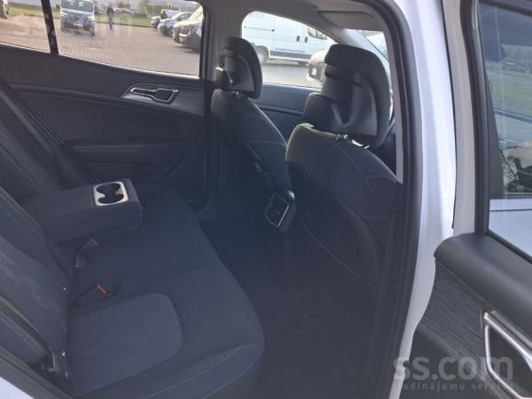 Белый Киа Sportage 2024 в Лиепая, объемом двигателя 1.60 л и пробегом 28 тыс. км за 29970 €, фото 11 на AUTOMOTO.COM.LV