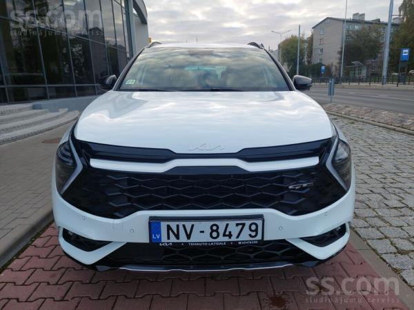 Balts Kia Sportage 2024 Daugavpils, ar dzinēja tilpumu 1.60 L un nobraukumu 17 tūkst. km par 36990 €, foto 2 vietnē AUTOMOTO.COM.LV