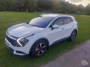 Белый Киа Sportage 2024 в Арёгала, объемом двигателя 1.60 л и пробегом 16 тыс. км за 20500 €, фото  на AUTOMOTO.COM.LV