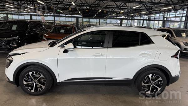 Белый Киа Sportage 2025 в Рига, объемом двигателя 1.60 л и пробегом 23 тыс. км за 28900 €, фото 2 на AUTOMOTO.COM.LV