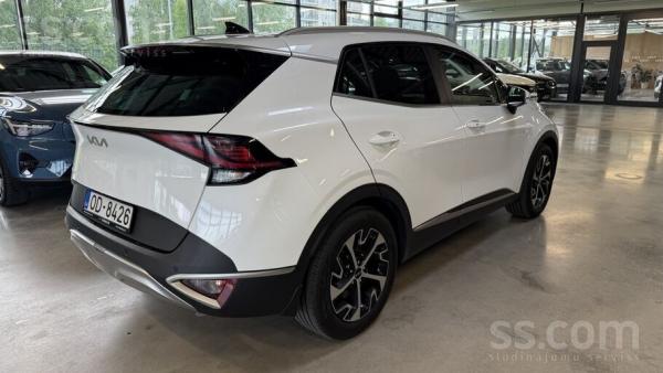 Белый Киа Sportage 2025 в Рига, объемом двигателя 1.60 л и пробегом 23 тыс. км за 28900 €, фото 4 на AUTOMOTO.COM.LV